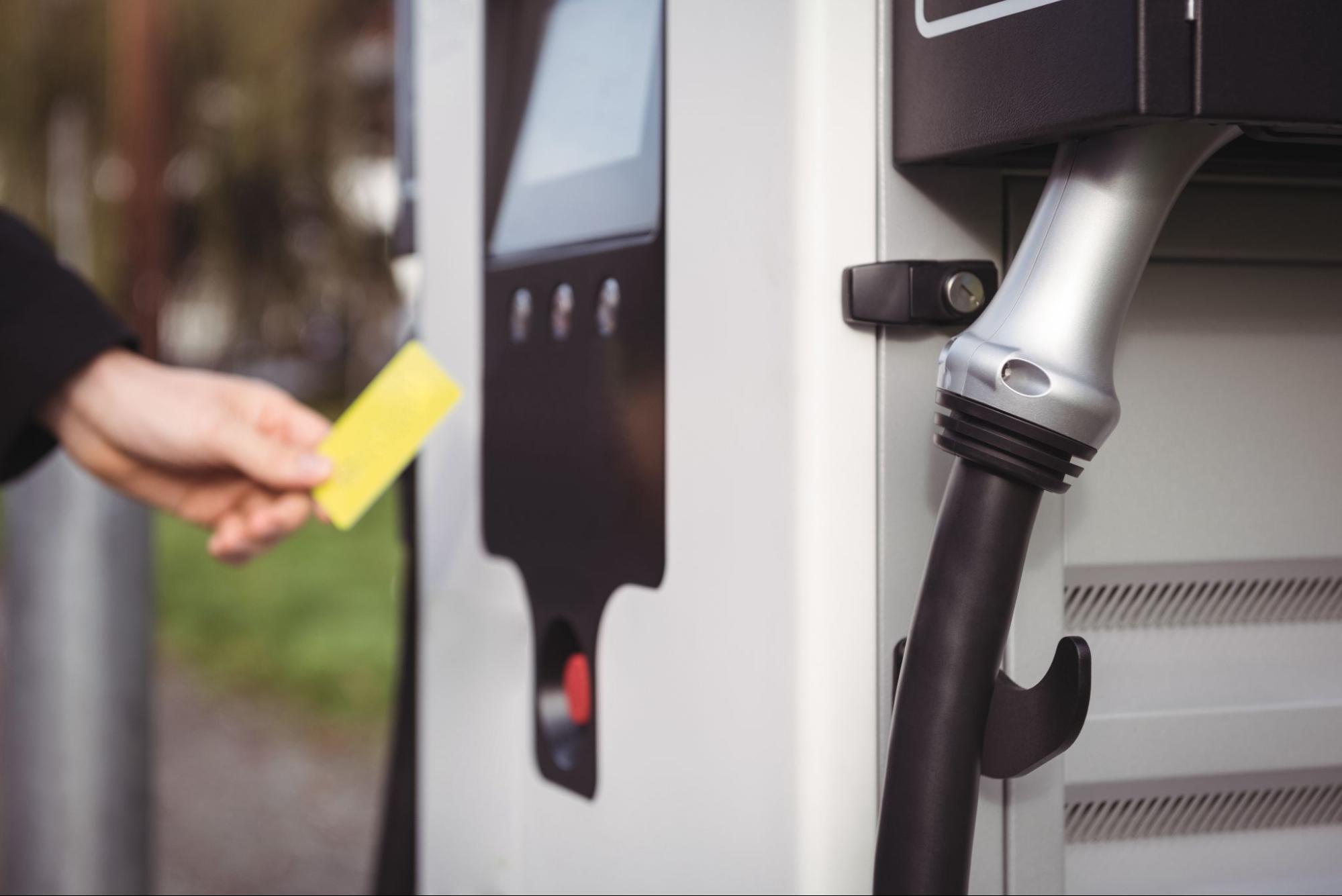 What is Plug & Charge - Plug & Charge Explained: Seamless EV Charging